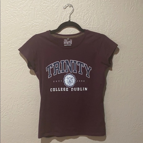 Trinity College Dublin | Tops | Trinity College Dublin Ireland Tshirt ...